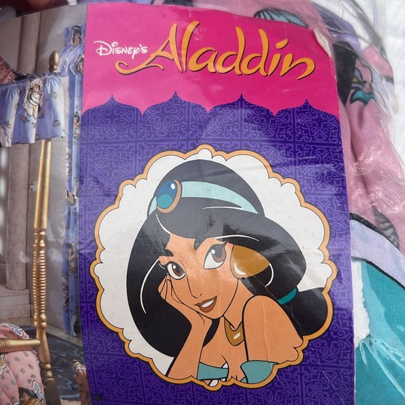 Disney | Bedding | Vintage Disney Aladdin Jasmine And Raja Twin Ruffled ...